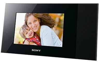Showcase And Share Instant Prints With New Stylish Digital Photo Frame ...